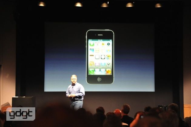 Apple lanceert iPhone 4S en Siri - DutchCowboys